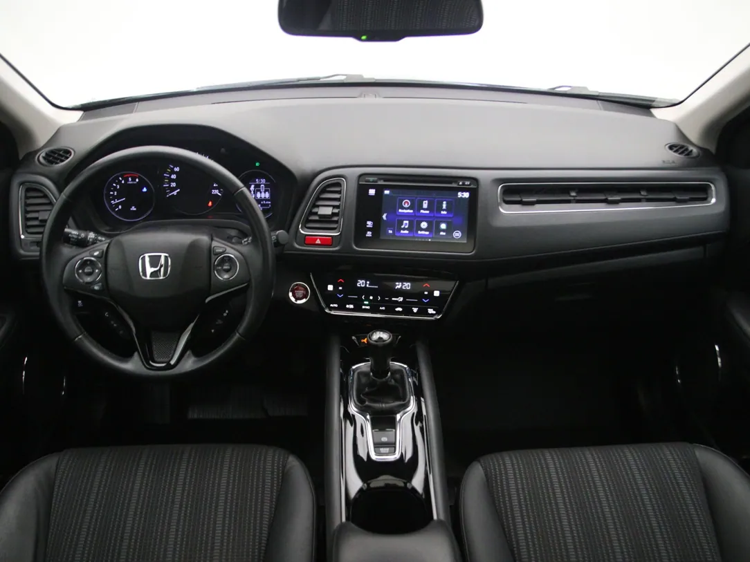 Iegādāties HONDA HR-V 2017 Apvidus Dīzelis 1.6l 183978km 12099 EUR ...